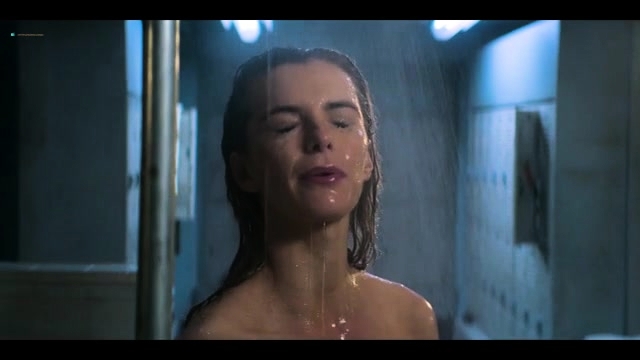 Betty Gilpin Naked Shower Scene At Drtuber